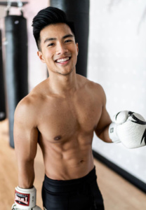 เปิดวาร์ปหนุ่มหล่อจากทางบ้าน Jeremy Sry เทรนเนอร์หนุ่มสุดแซ่บ ...