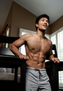 เปิดวาร์ปหนุ่มหล่อจากทางบ้าน Jeremy Sry เทรนเนอร์หนุ่มสุดแซ่บ ...